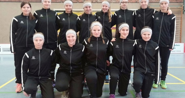 Neue Trainingsanzüge für die Damen – Red Devils Wernigerode Neue Trainingsanzüge für die Damen – Red Devils Wernigerode